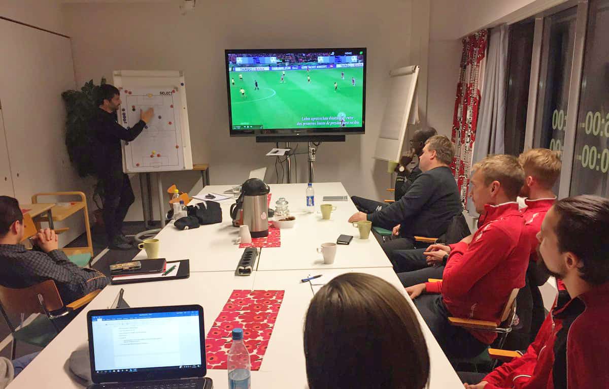 EPS-metodin kehittänyt José Riveiro: Nämä kolme vaihetta pelaajan tulee ...